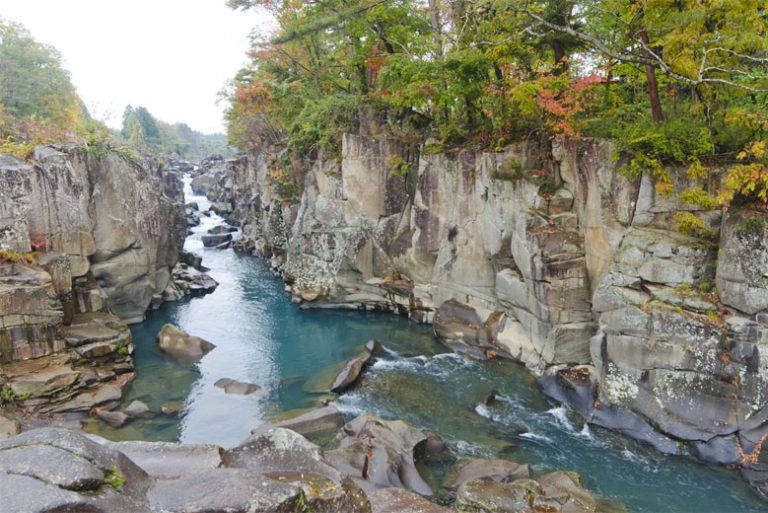 Genbikei Gorge - Off The Track Japan
